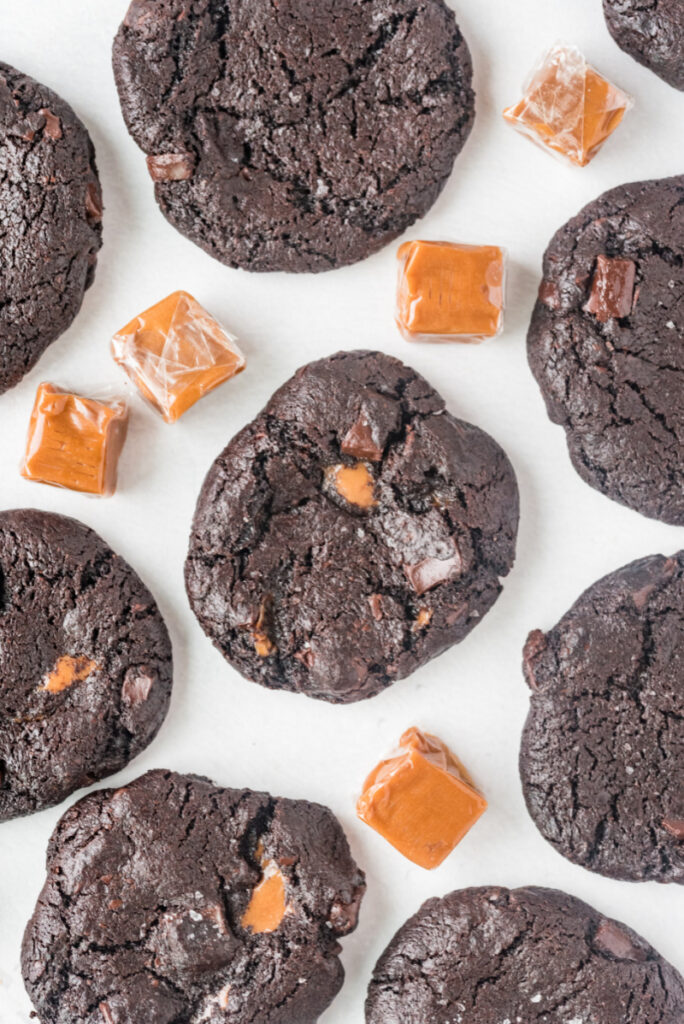 Salted Chocolate Caramel Cookies - Recipes For Holidays